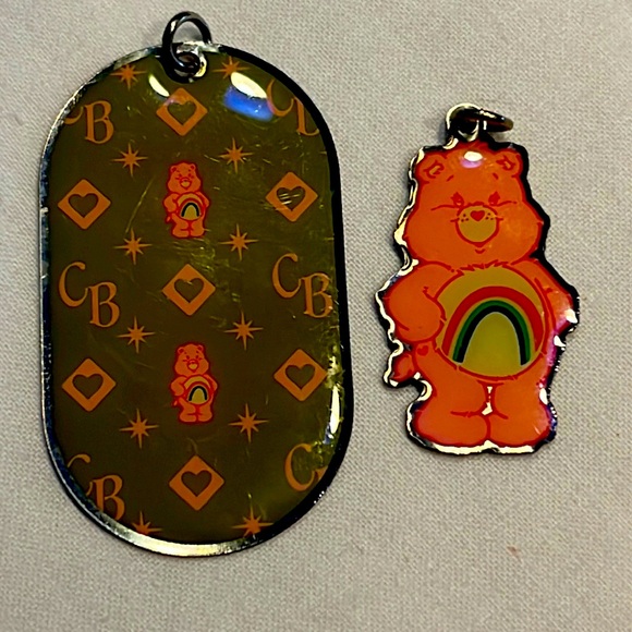 TCFC-Care bear | Accessories | 2 Vintage Care Bears Necklace ...